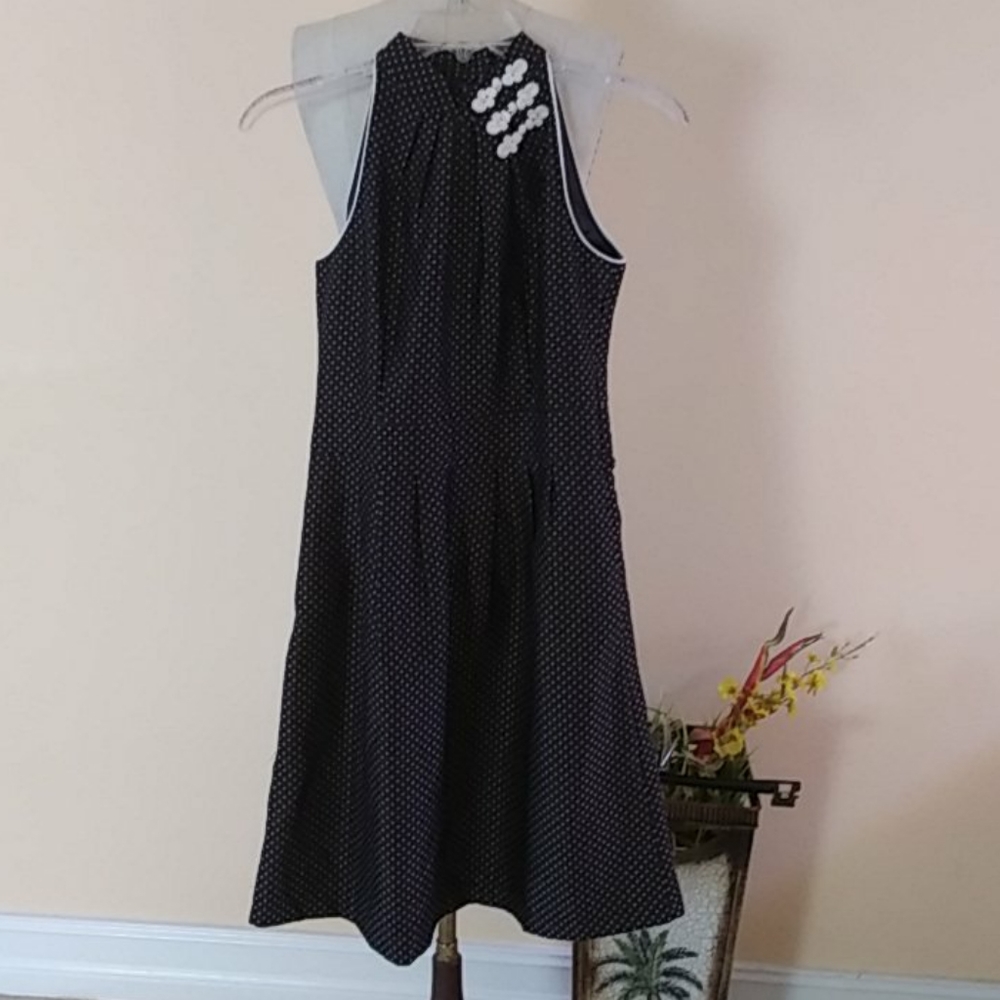 Mary Jane Studio Dress. - Gem